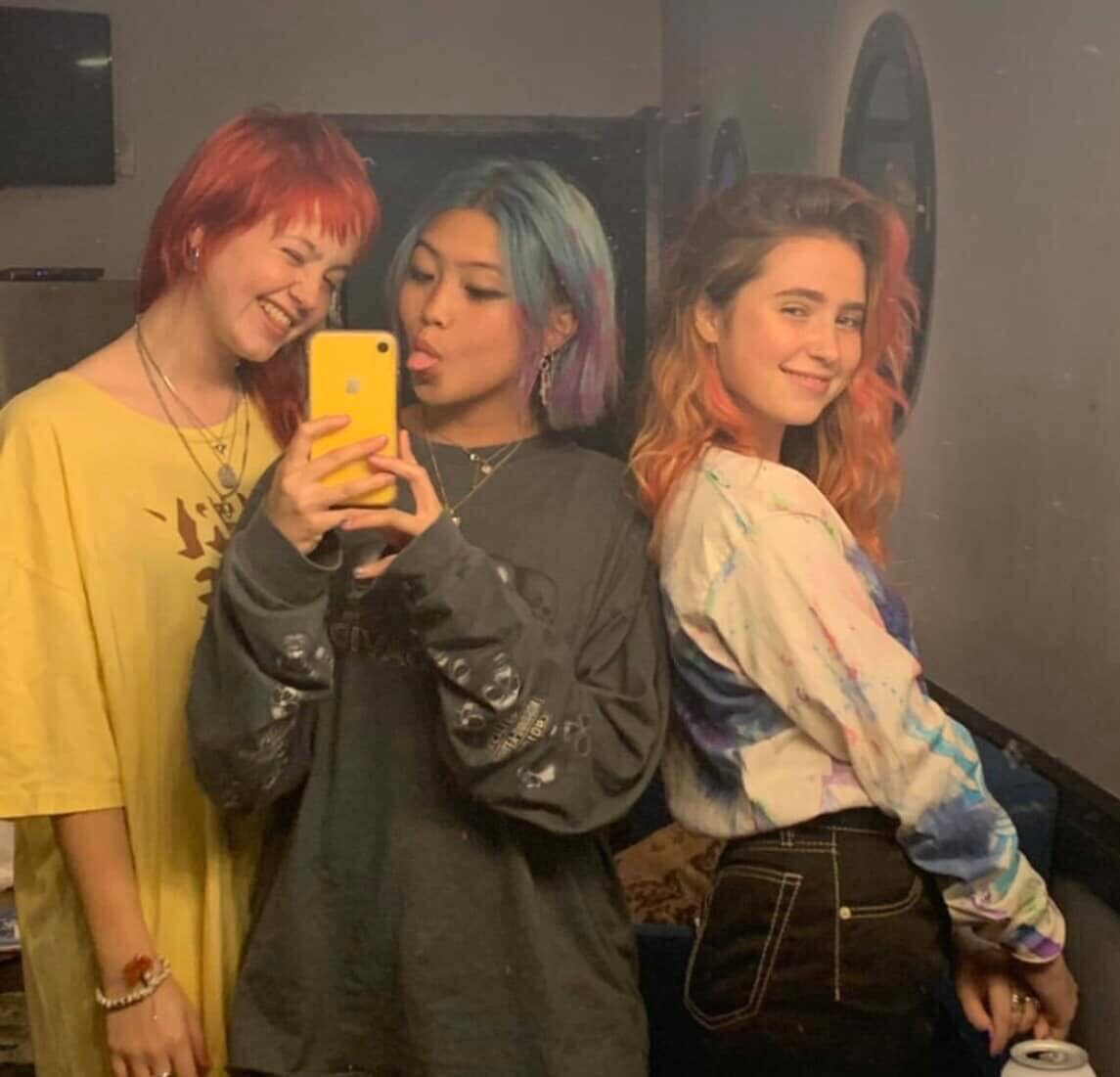 Beabadoobee comparte nueva versión de "Glue Song” junto a la colaboración de Clairo | Ruta Rock